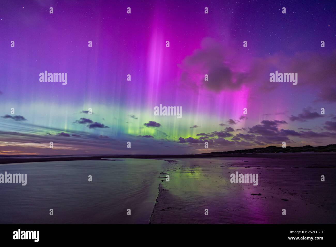Nordlichter über Dänemark Polarlichter am Strand von Lokken am 12.09. ...