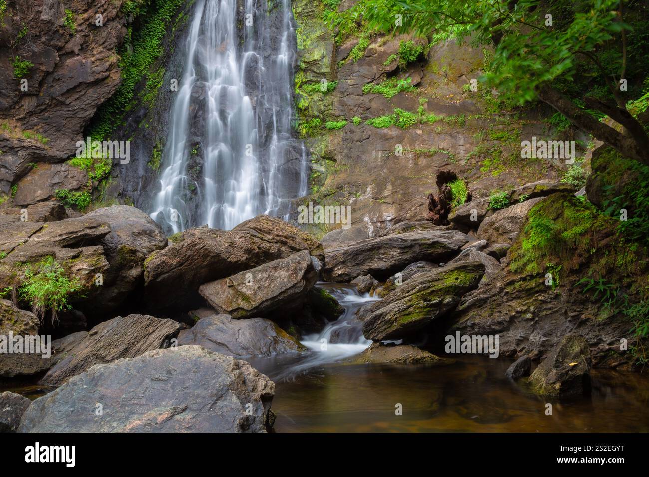 Klong Lan Waterfall is one of the most beautiful waterfalls in Thailand. It is located in Khlong ...