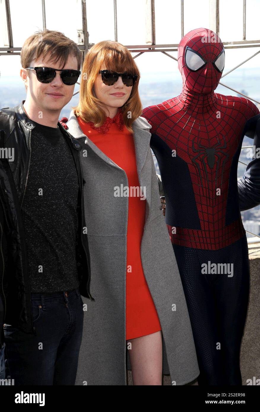 Dane DeHaan, Emma Stone and Spider-Man visit The Empire State Building ...