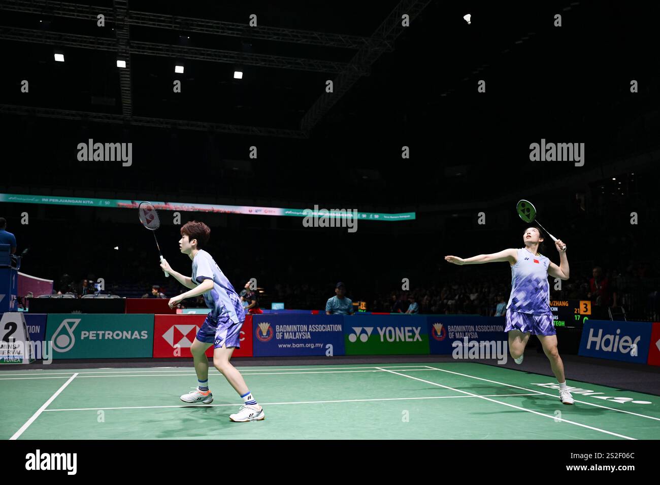 Kuala Lumpur, Malaysia. 7th Jan, 2025. Jia Yifan (R)/Zhang Shuxian of ...