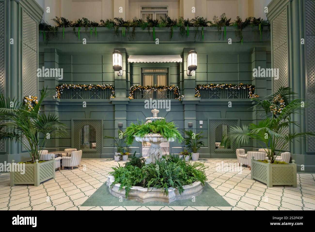 Conservatory interior hi-res stock photography and images - Alamy