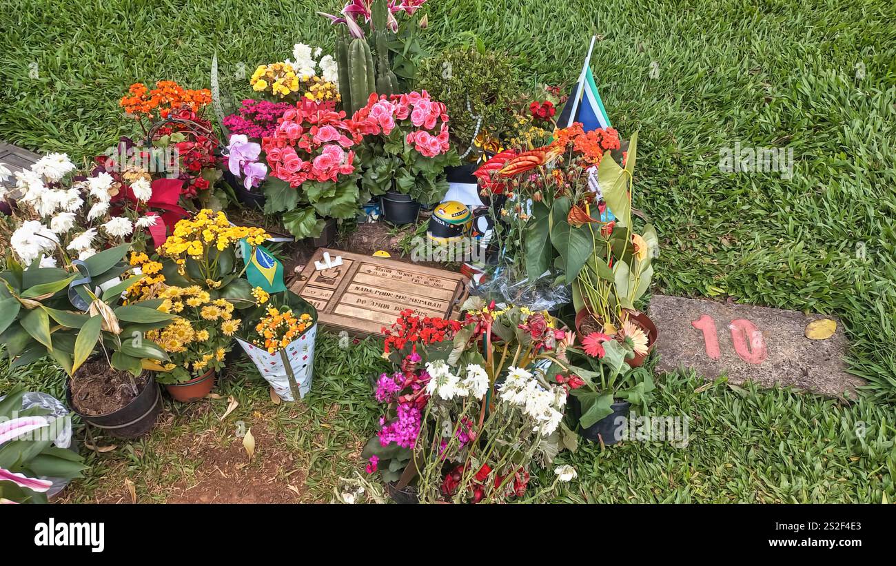 3 Junary 2025 Morumbi Cemetery S. Paulo Brazil, Grave of the popular ...
