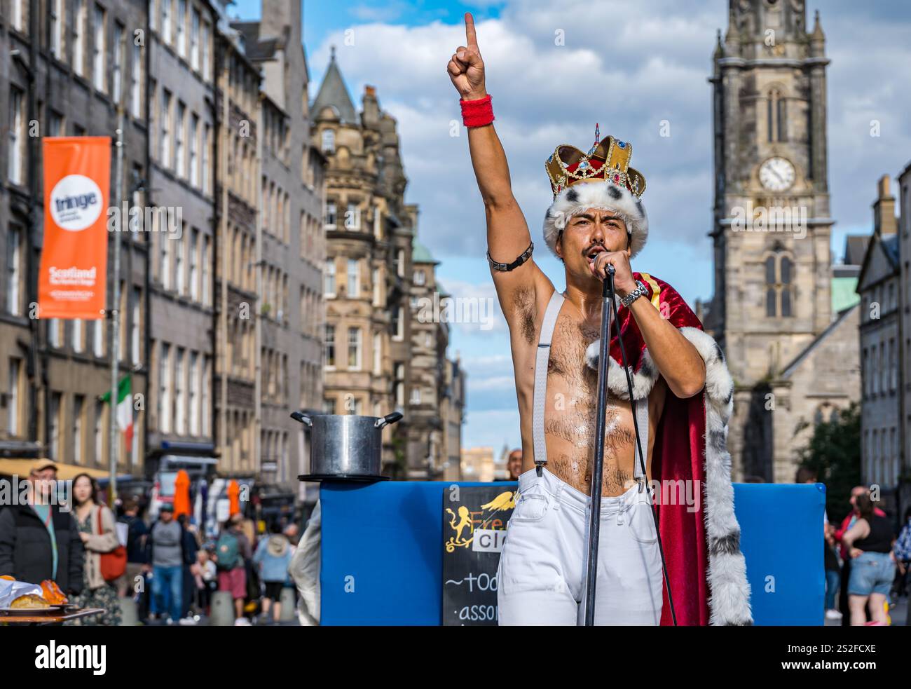 Freddie Mercury impersonator street performer, Edinburgh Festival ...