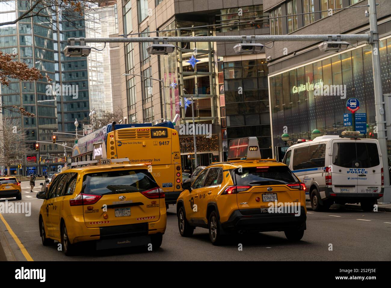 Traffic and congestion pricing readers on Broadway in New York at the ...