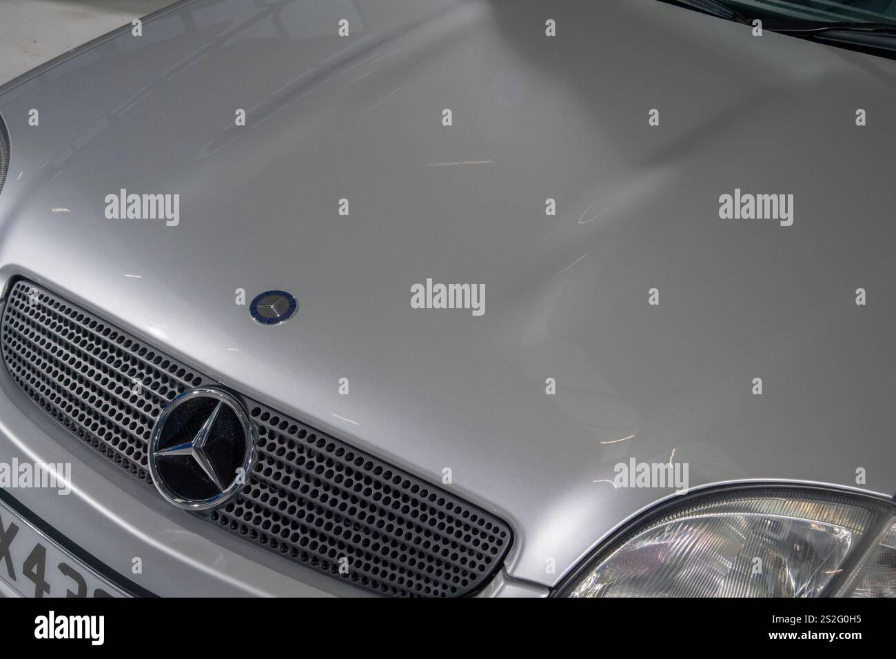 2000 Mercedes SLK 230 German folding hard top convertible sports car ...