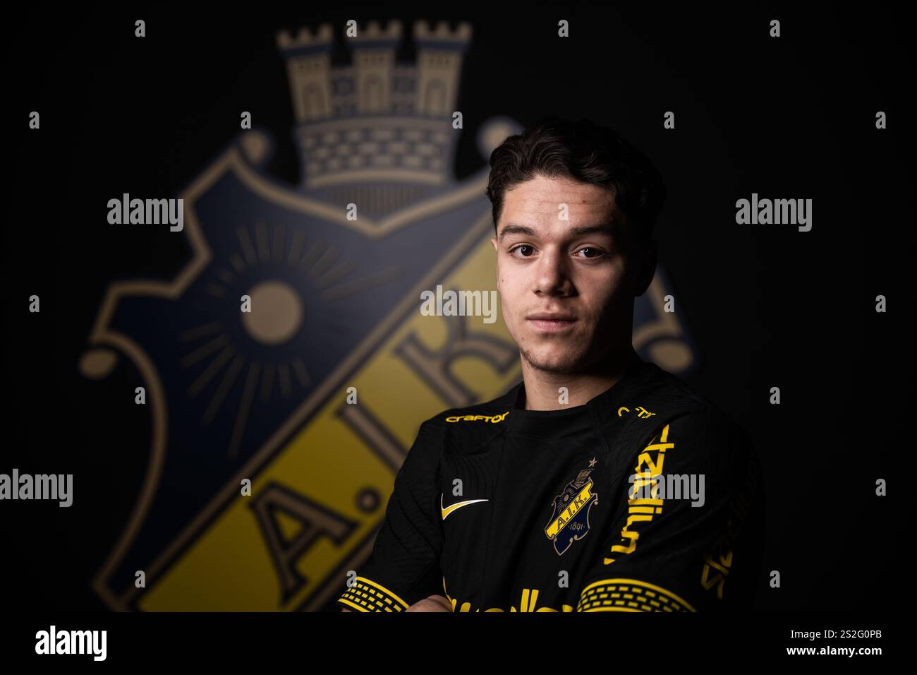 Stockholm, Sverige. 07th Jan, 2025. 250107 Charlie Pavey, AIK, poserar ...