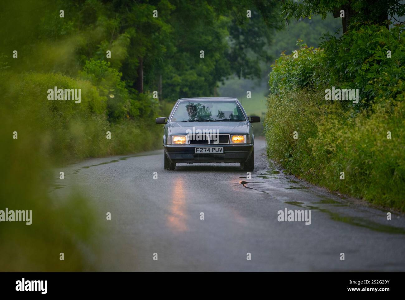 1987 Lancia Thema ie Italian luxury saloon car Stock Photo - Alamy