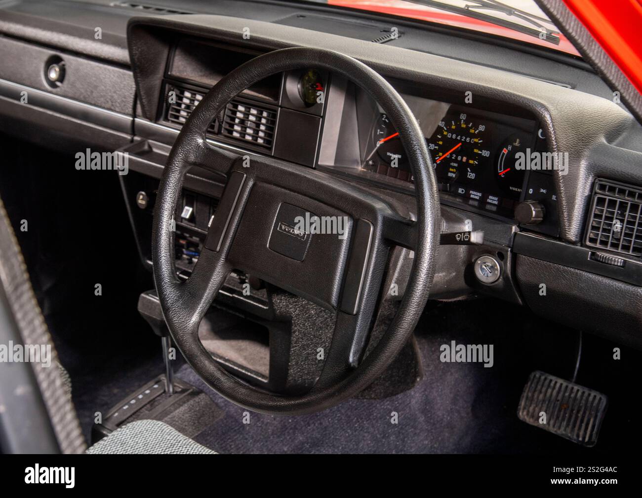 1983 Volvo 240 DL classic Swedish saloon car Stock Photo - Alamy