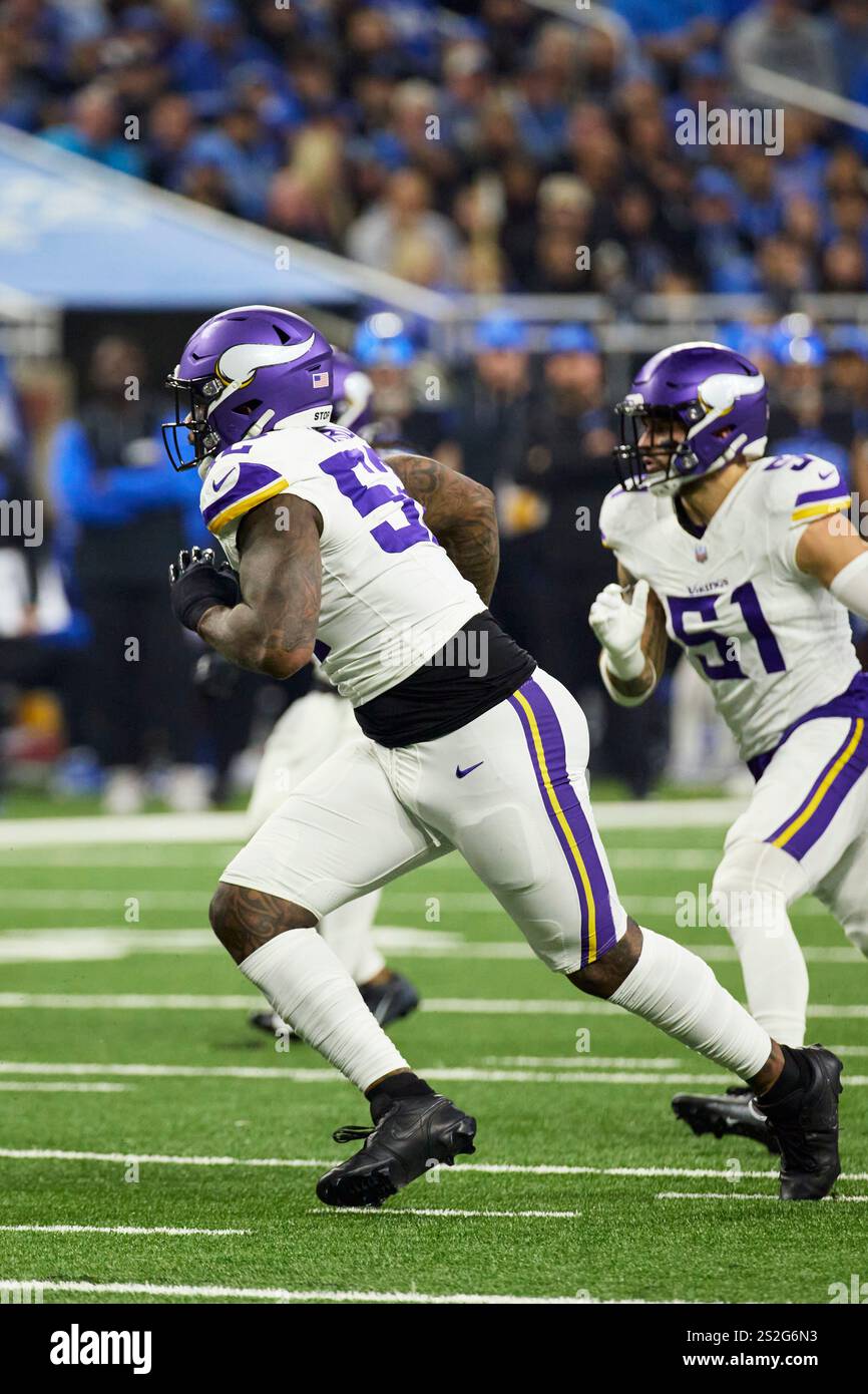 Minnesota Vikings linebacker Jihad Ward (52) pursues a play on defense ...