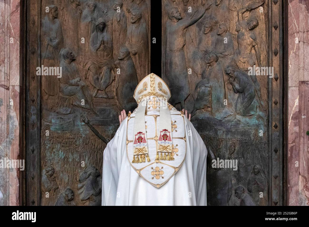 Vatican City State, Vatikanstadt. 05th Jan, 2025. Cardinal James ...