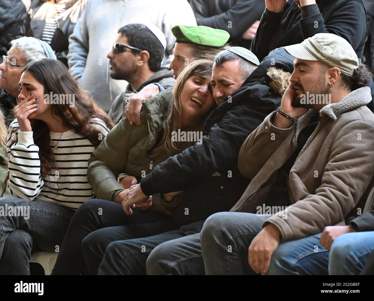 Jerusalem, Israel. 07th Jan, 2025. The family of Israeli soldier Major ...