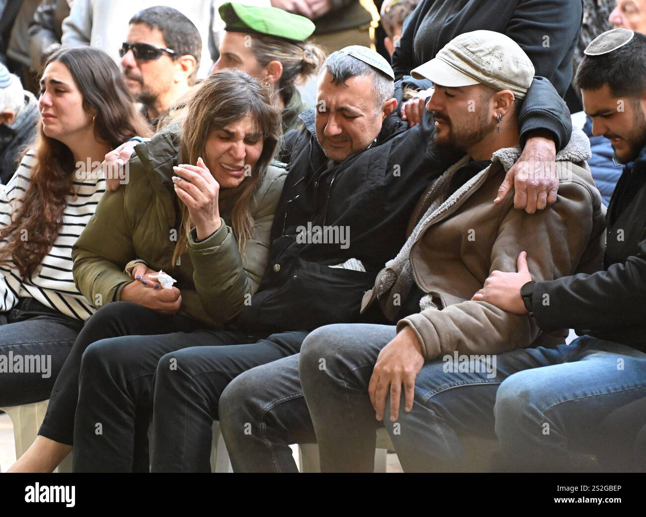 Jerusalem, Israel. 07th Jan, 2025. The family of Israeli soldier Major ...