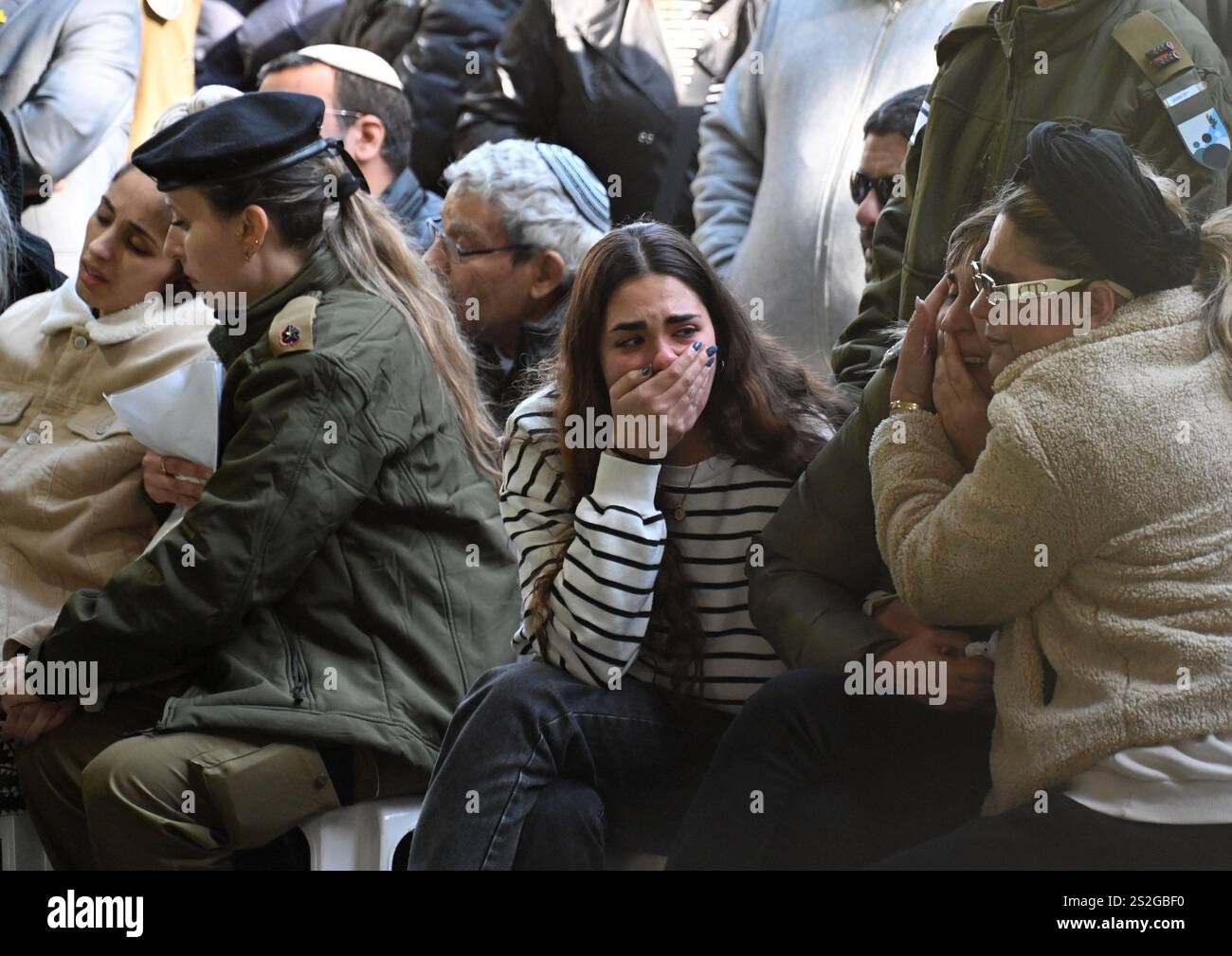 Jerusalem, Israel. 07th Jan, 2025. The family of Israeli soldier Major ...