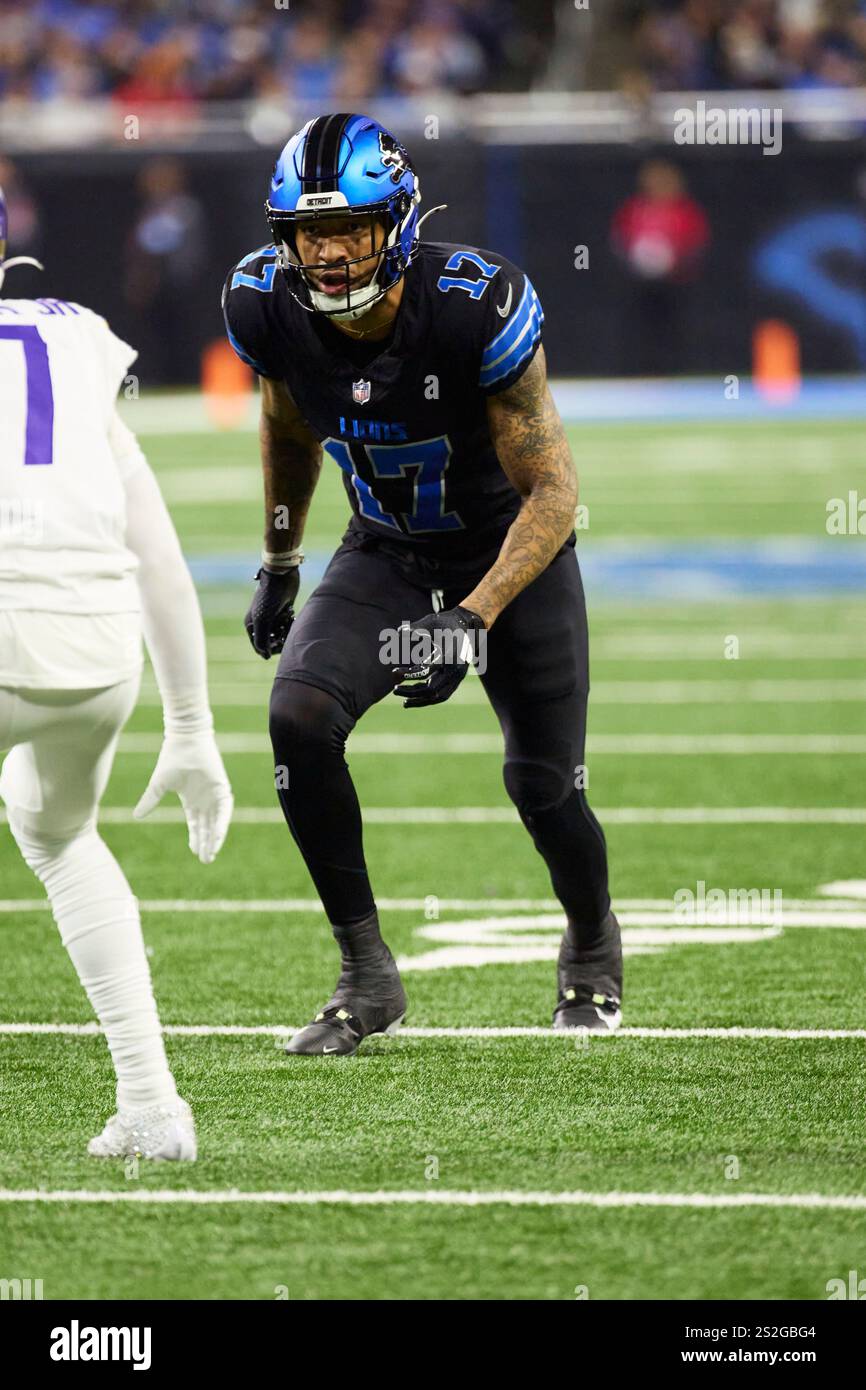 Detroit Lions wide receiver Tim Patrick (17) gruns a route on offense ...