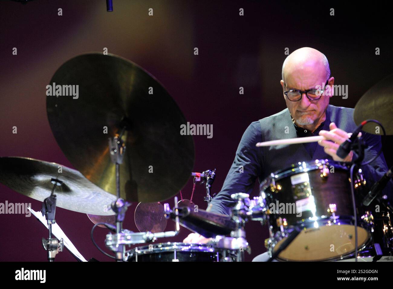 Der italienische Jazz-Schlagzeuger Ettore Fioravanti beim ...