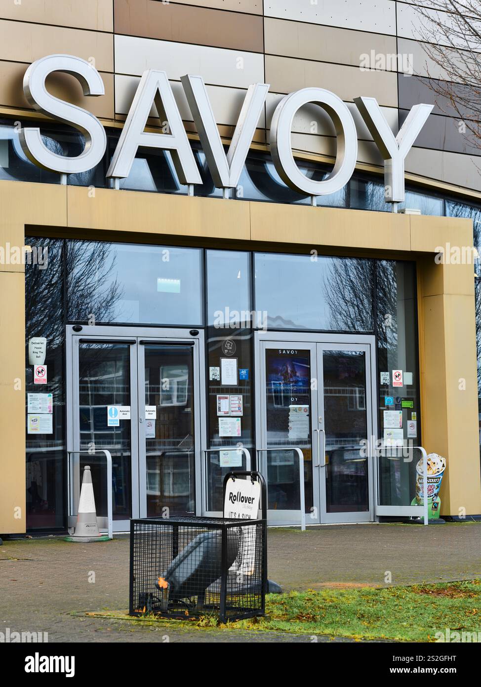 Savoy cinema, Corby, England Stock Photo - Alamy