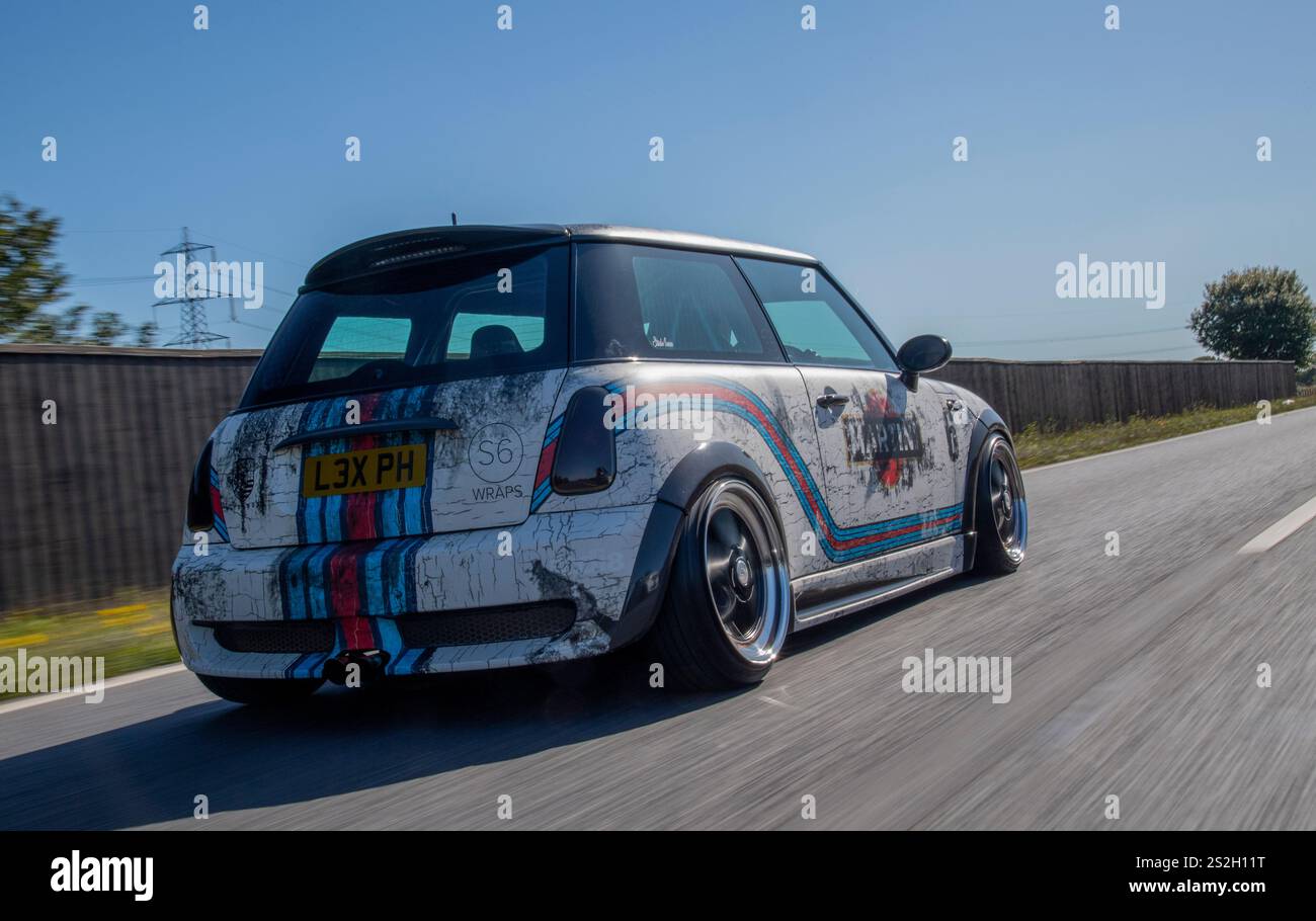 R53 Mini Cooper S British hot hatch compact sports car Stock Photo - Alamy