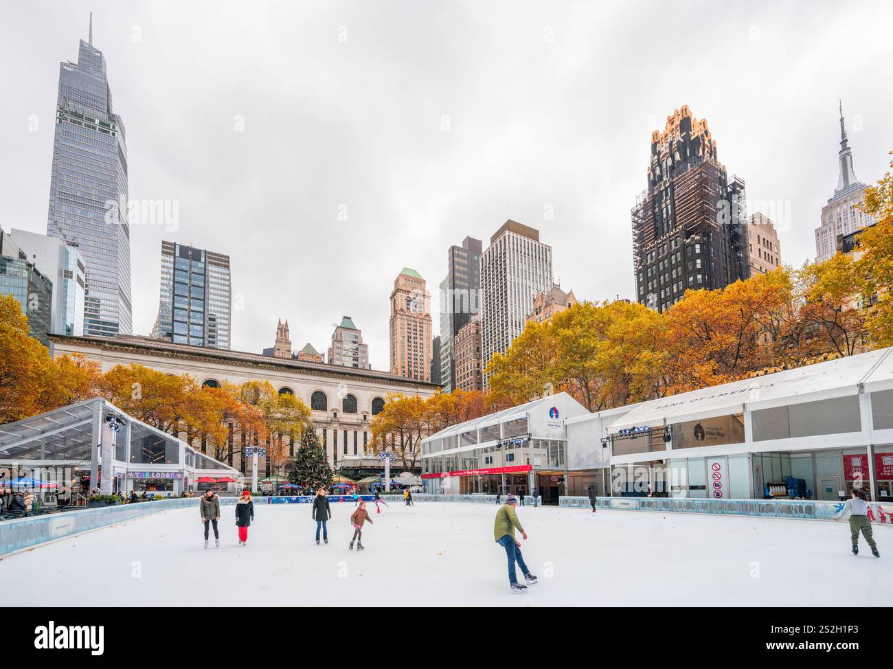 Bryant Park Ice Skating Ring and Christmas Market Manhattan, New York ...
