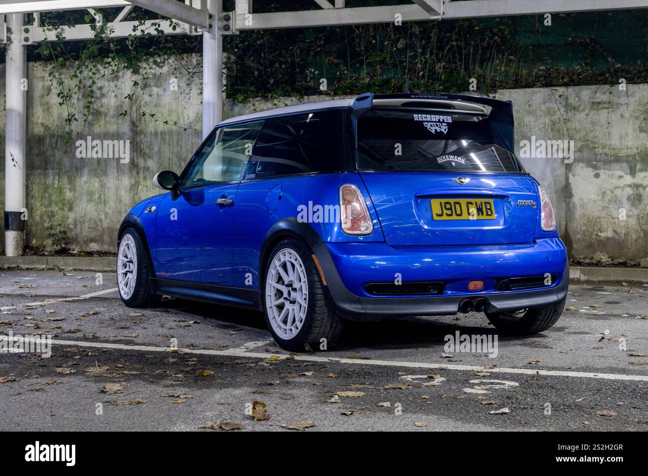 R53 Mini Cooper S British hot hatch compact sports car Stock Photo - Alamy