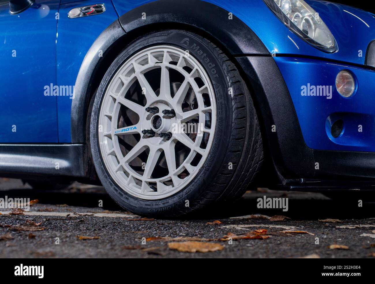R53 Mini Cooper S British hot hatch compact sports car Stock Photo - Alamy
