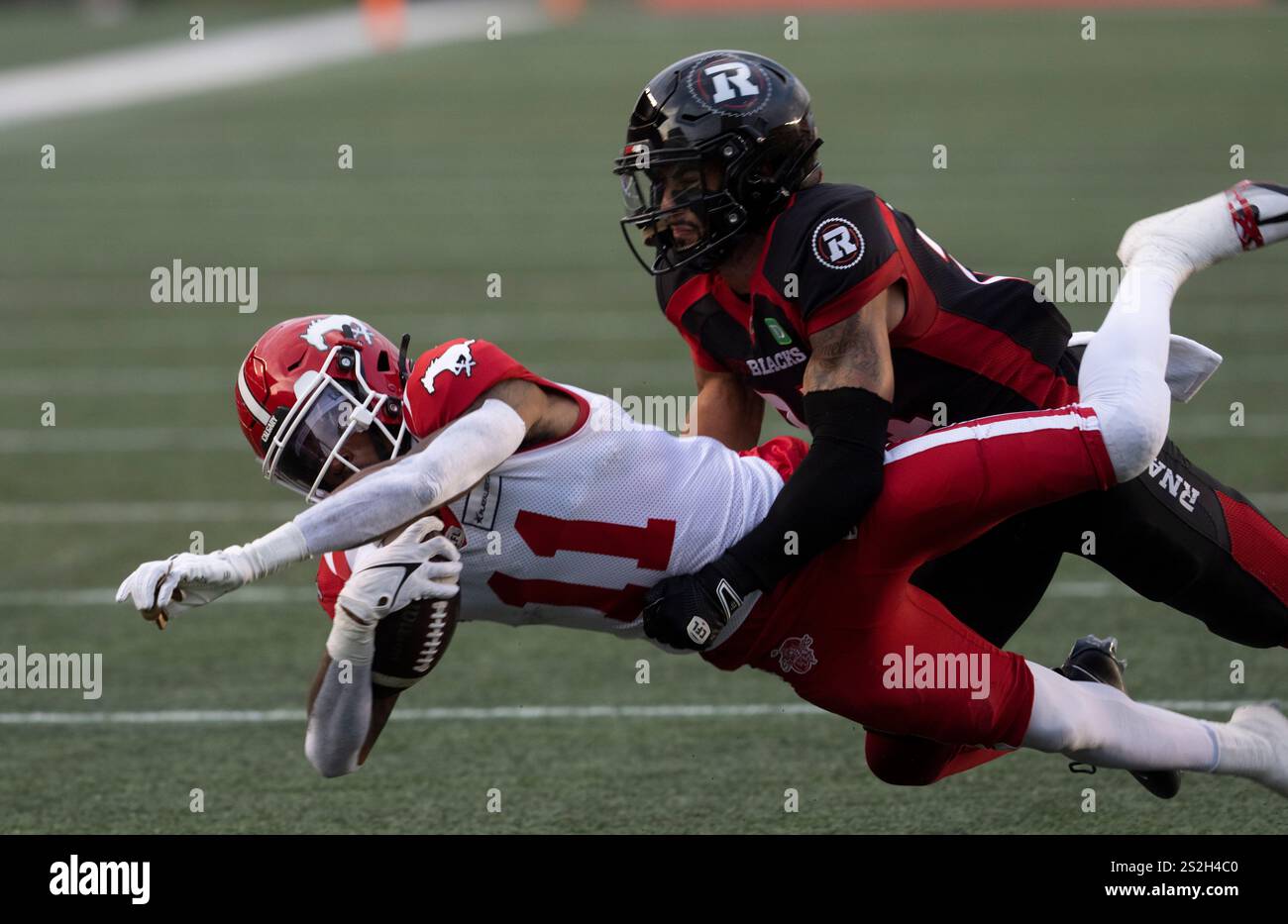 Ottawa, Canada. 15th June, 2023. Ottawa Redblacks' Justin Howell ...