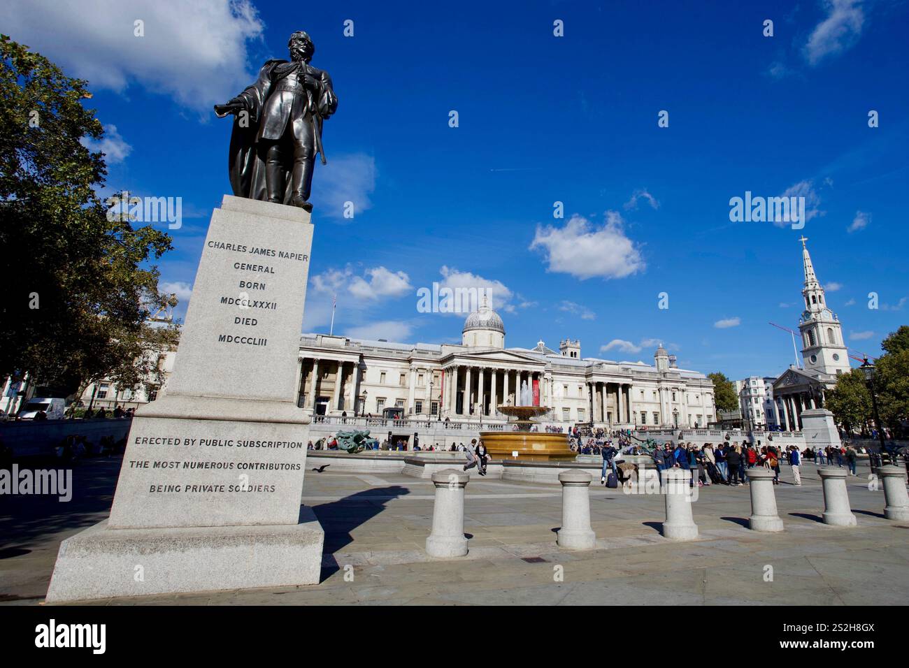 General Charles James Napier statue and National Gallery, Trafalgar ...