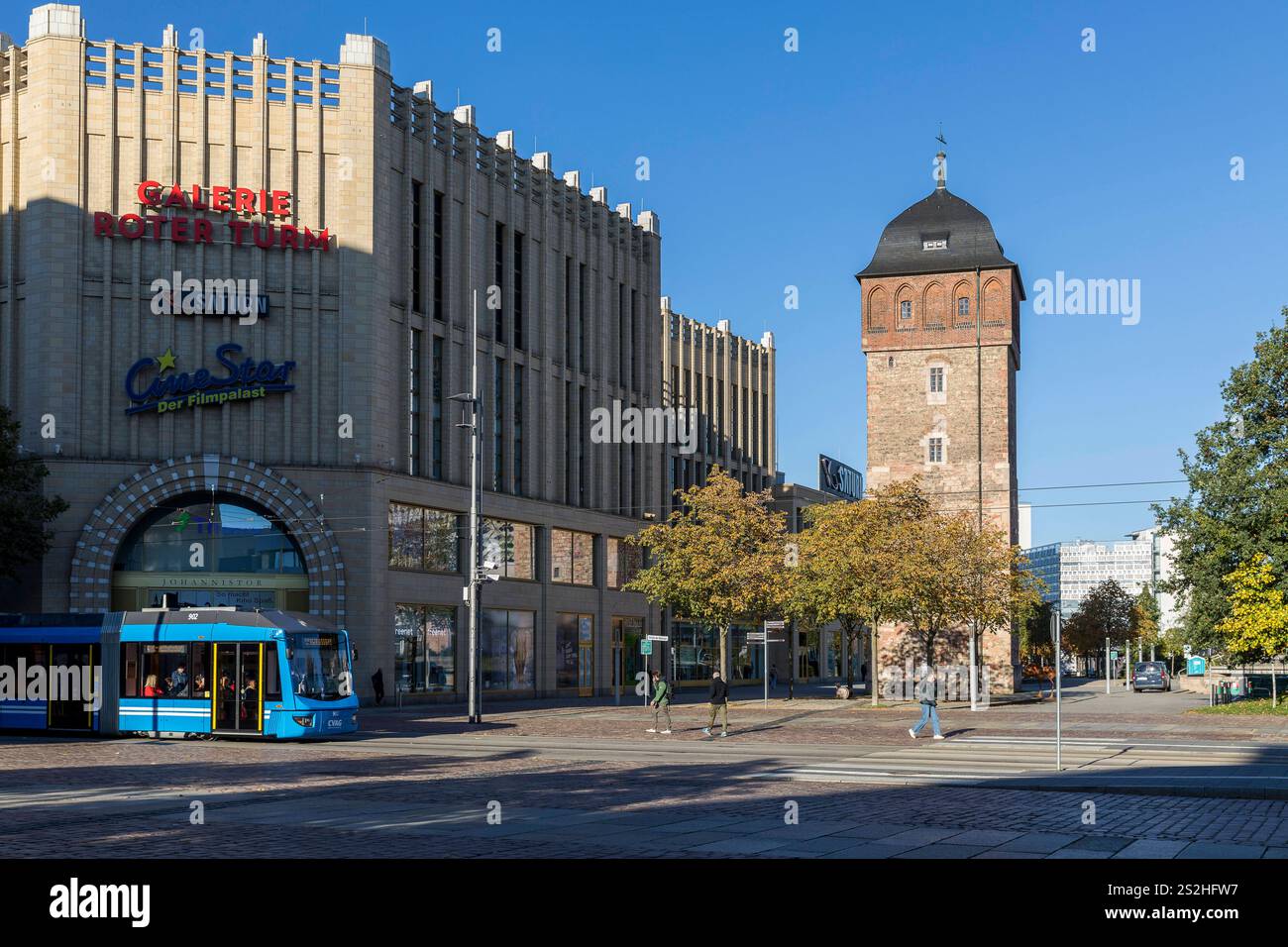 Einkaufszentrum Galerie Roter Turm und Roter Turm, Chemnitz, Sachsen ...