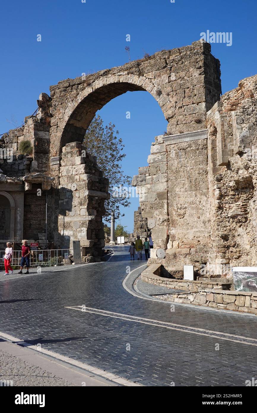 Hadrians Gate, Antalya, Turkey Stock Photo - Alamy