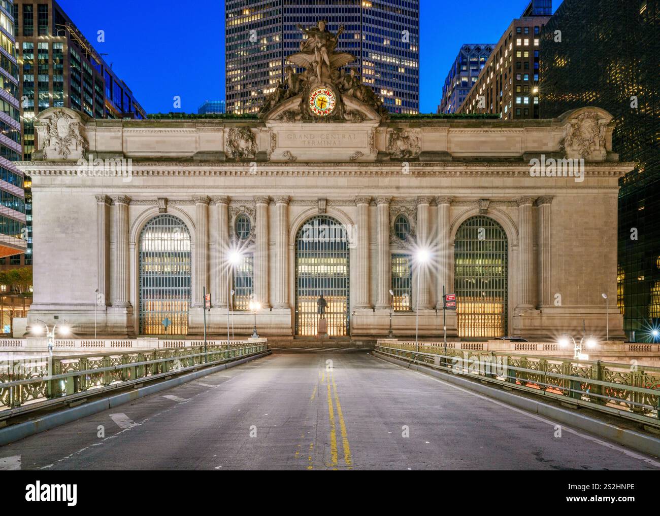 Grand Central Station and Terminal at Pershing Square Plaza at Blue ...