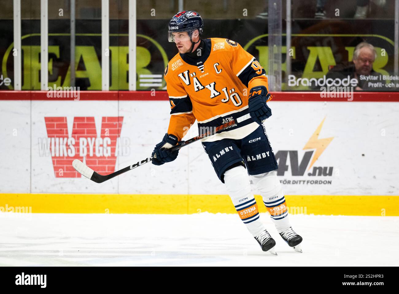 250107 Växjös Joel Persson inför ishockeymatchen i SHL mellan Timrå och ...