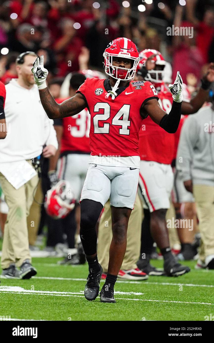 NEW ORLEANS, LA - JANUARY 02: Defensive back Malaki Starks #24 of the ...