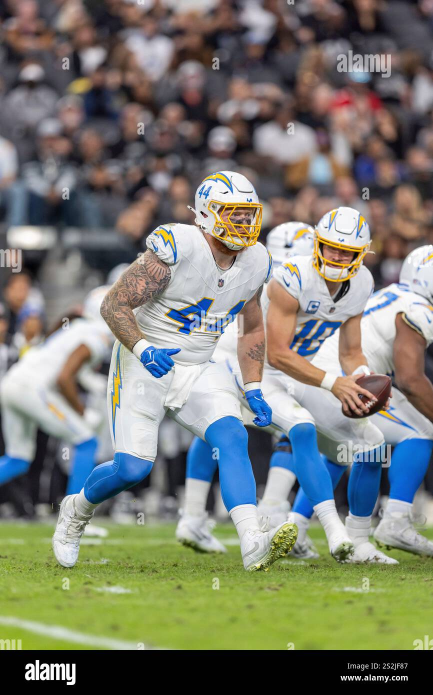 Los Angeles Chargers fullback Scott Matlock (44) blocks against the Las ...