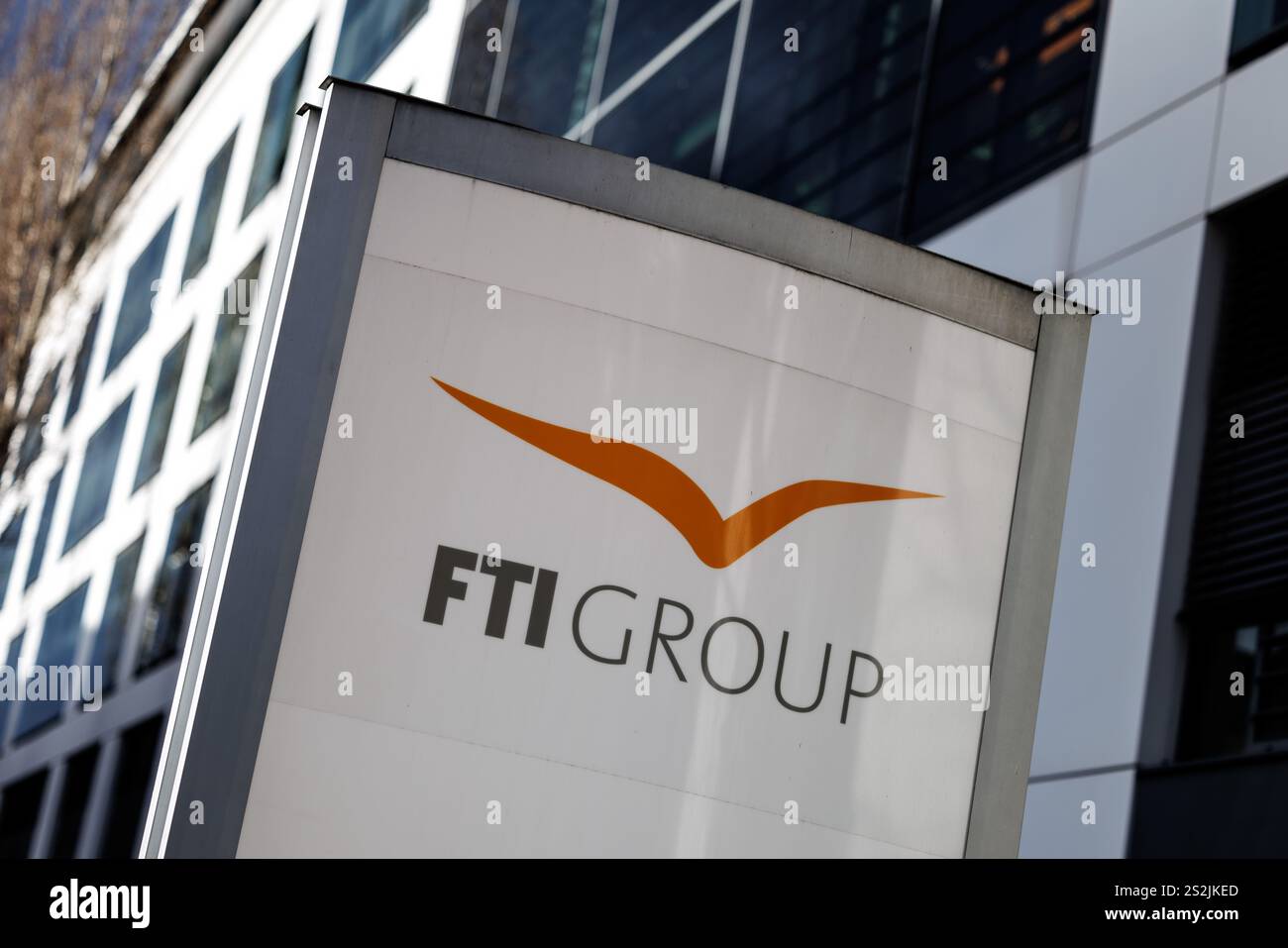 Munich, Germany. 07th Jan, 2025. The lettering "FTI Group" and the logo are on a stele in front ...