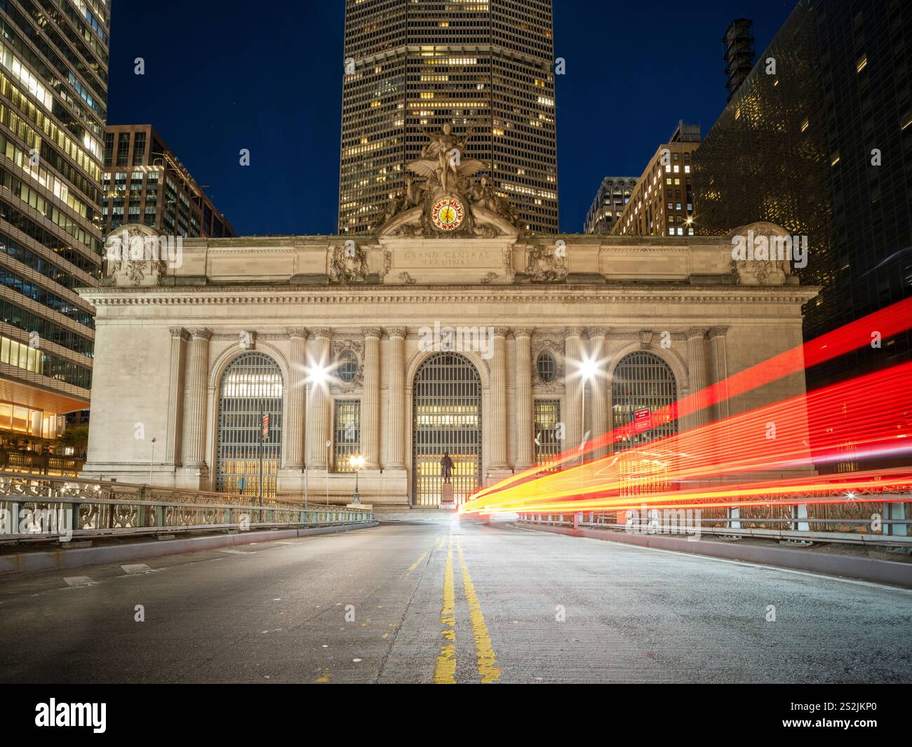 Grand Central Station and Terminal at Pershing Square Plaza at Blue ...