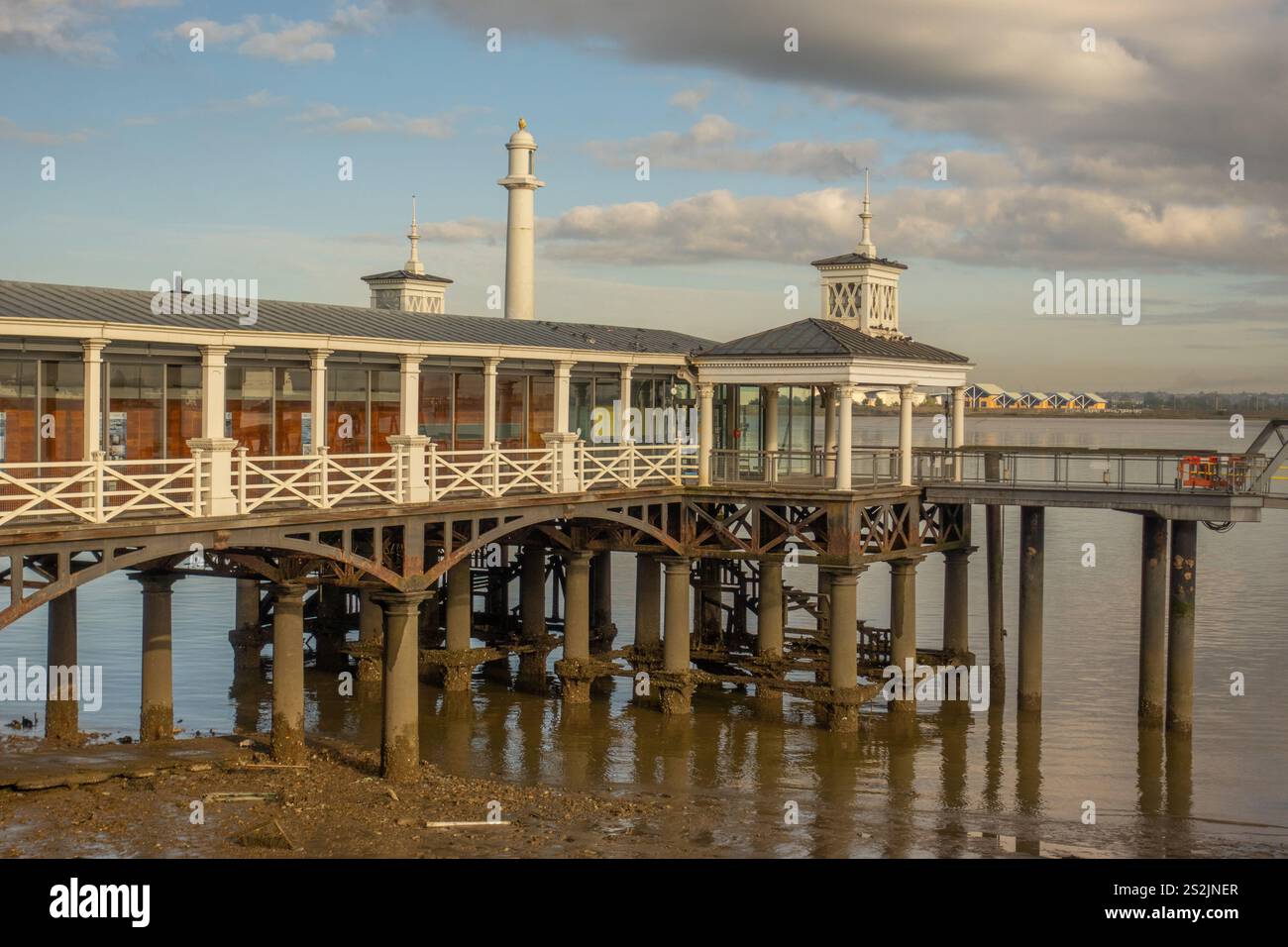 The town pier gravesend at low tide. The oldest iron pier in the world ...
