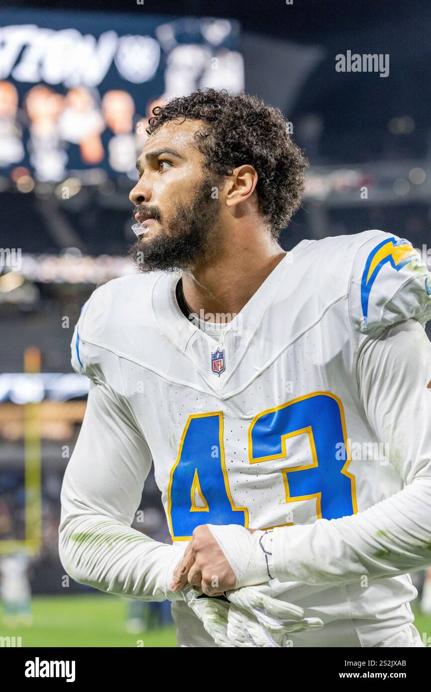 Los Angeles Chargers linebacker Troy Dye (43) celebrates while walking ...