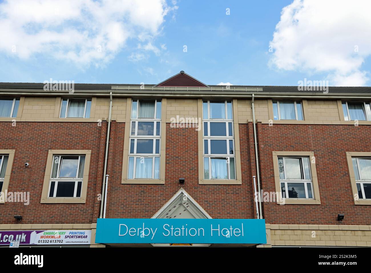 Derby Station Hotel Stock Photo - Alamy