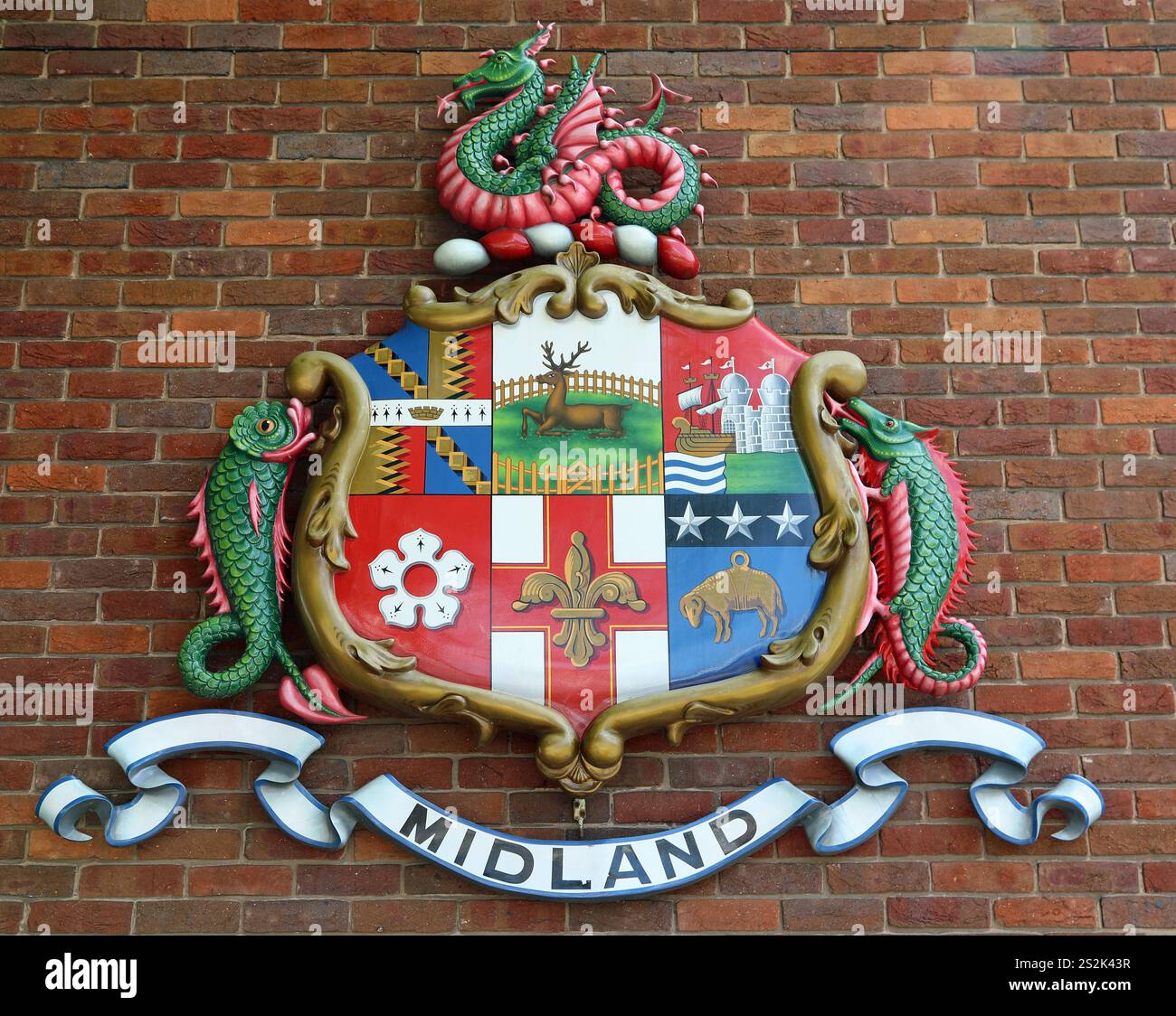 Midland Railway coat of arms at Derby Station Stock Photo - Alamy