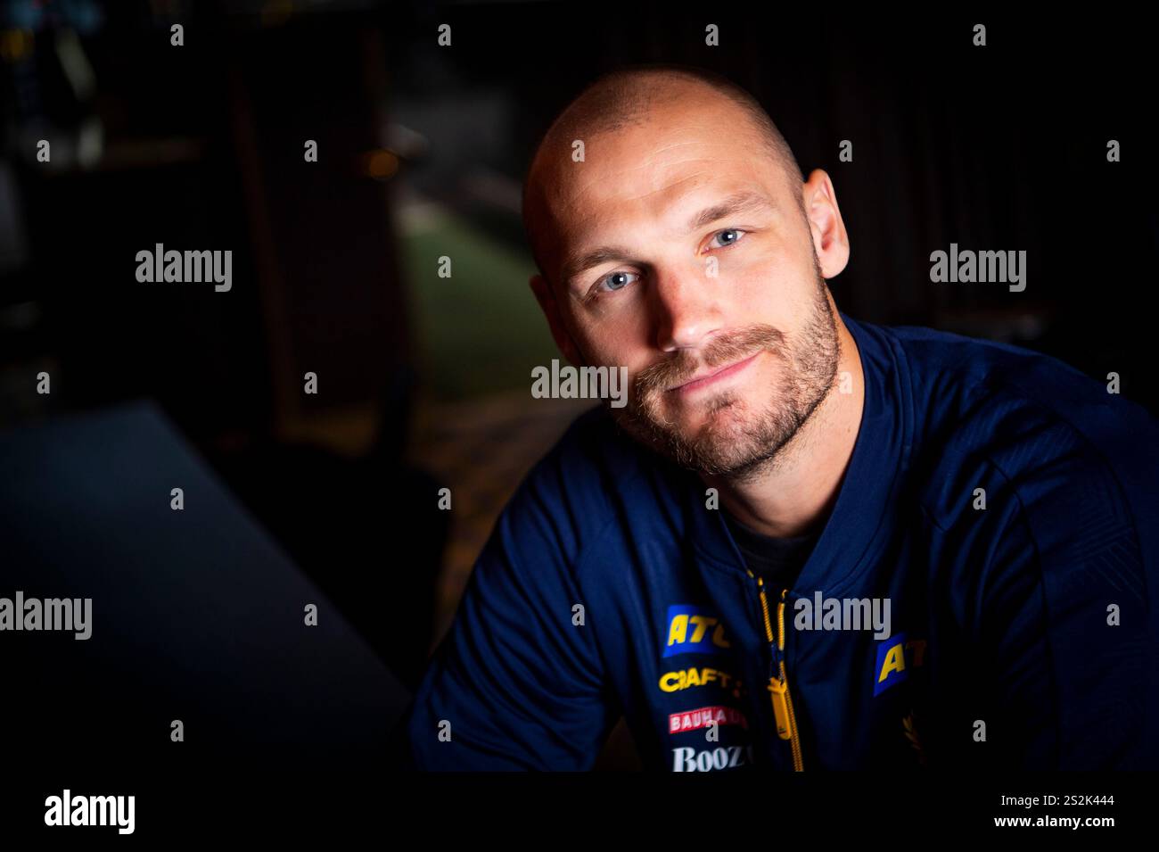 250107 Lukas Sandell under en pressträff med svenska herrlandslaget i ...