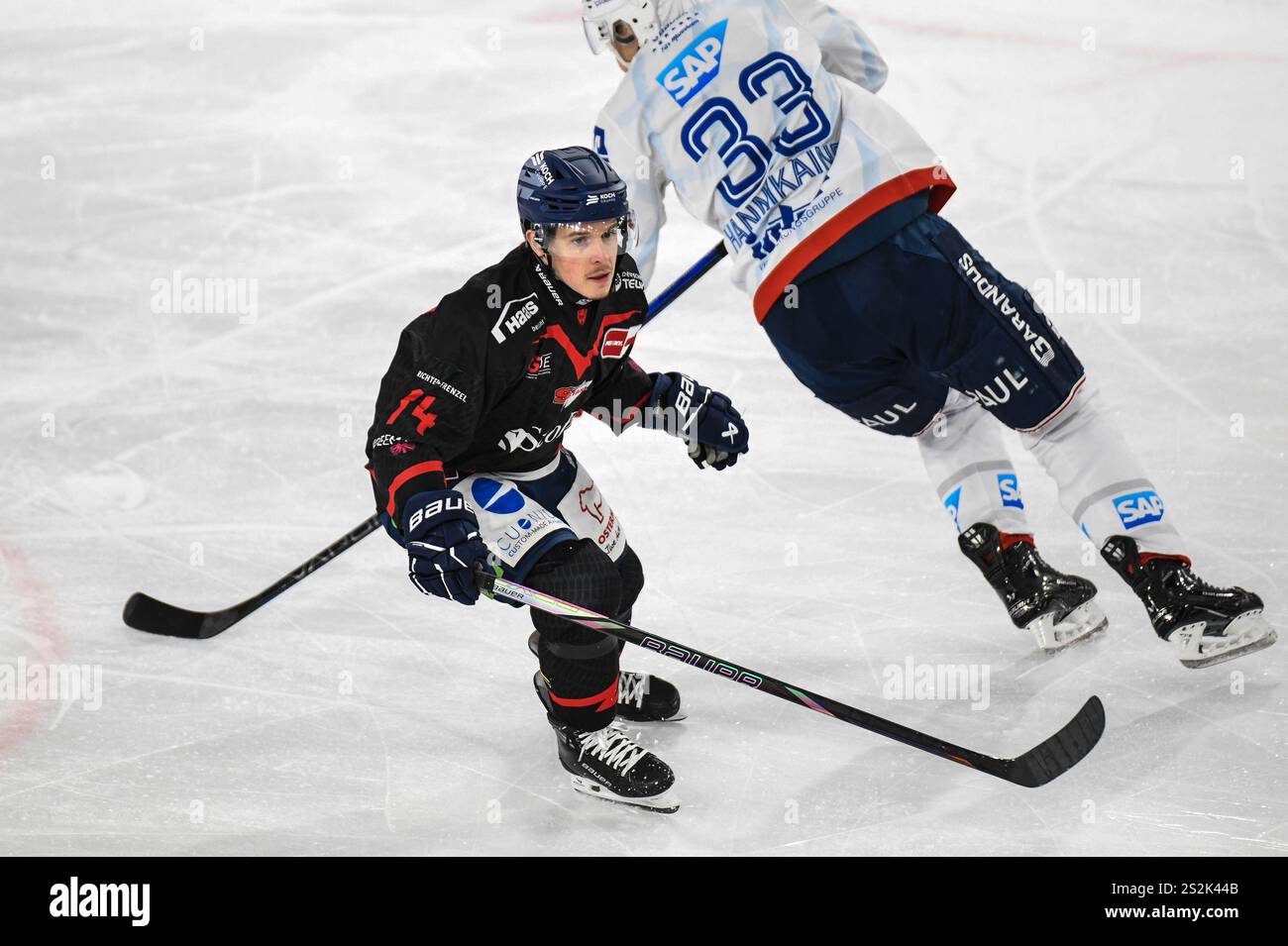 Travis St. Denis (Straubing Tigers), GER, Straubing Tigers vs. Adler ...