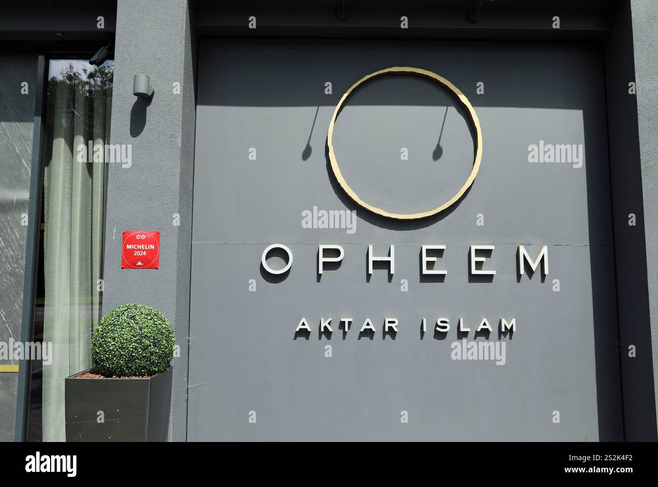 Michelin starred OPHEEM restaurant in Birmingham Stock Photo - Alamy