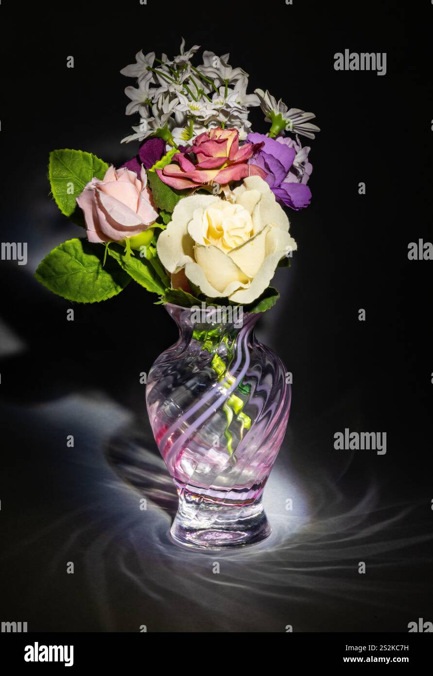 Light grey vase hi-res stock photography and images - Alamy