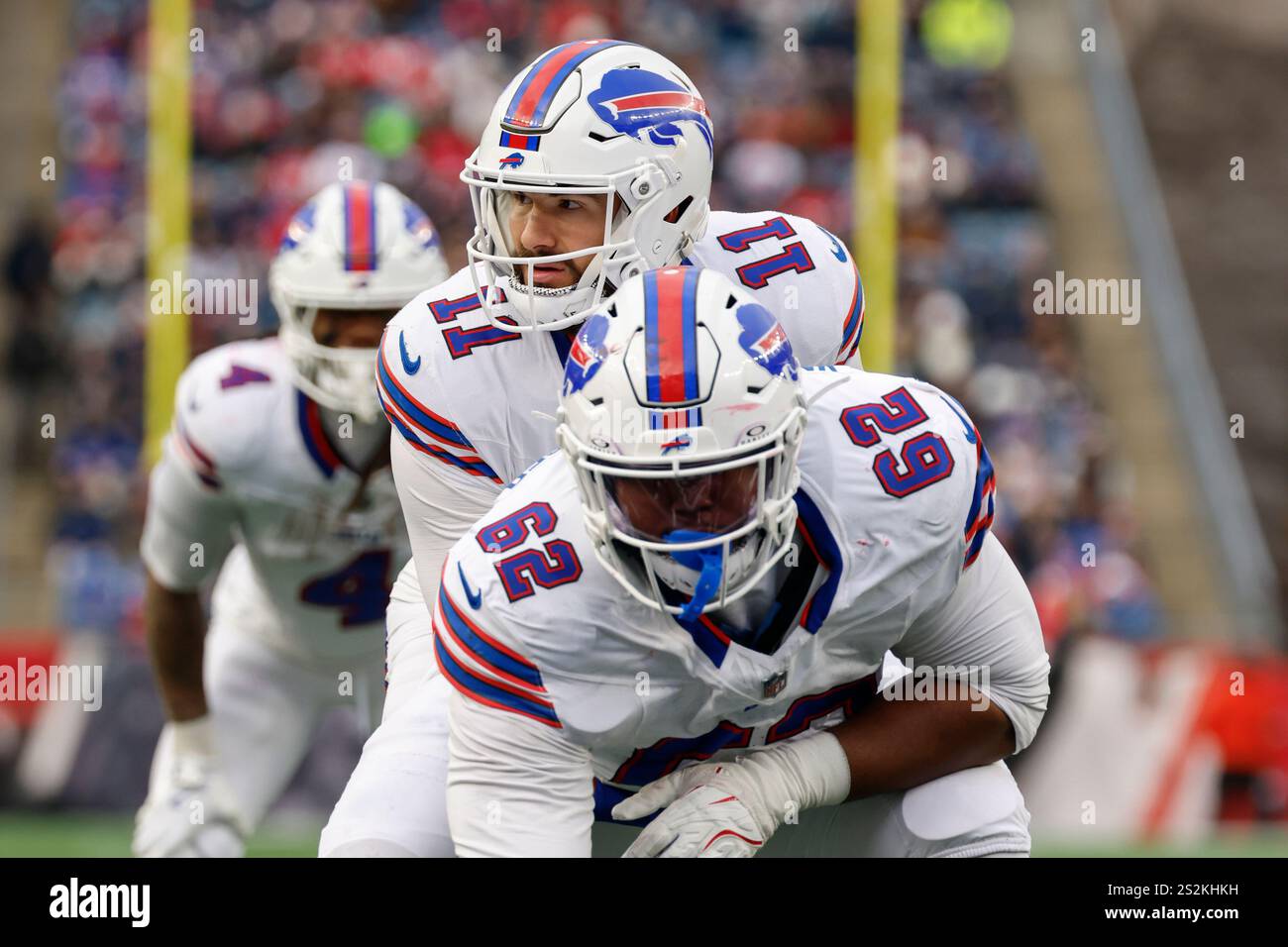 Buffalo Bills quarterback Mitchell Trubisky (11) takes the snap from ...