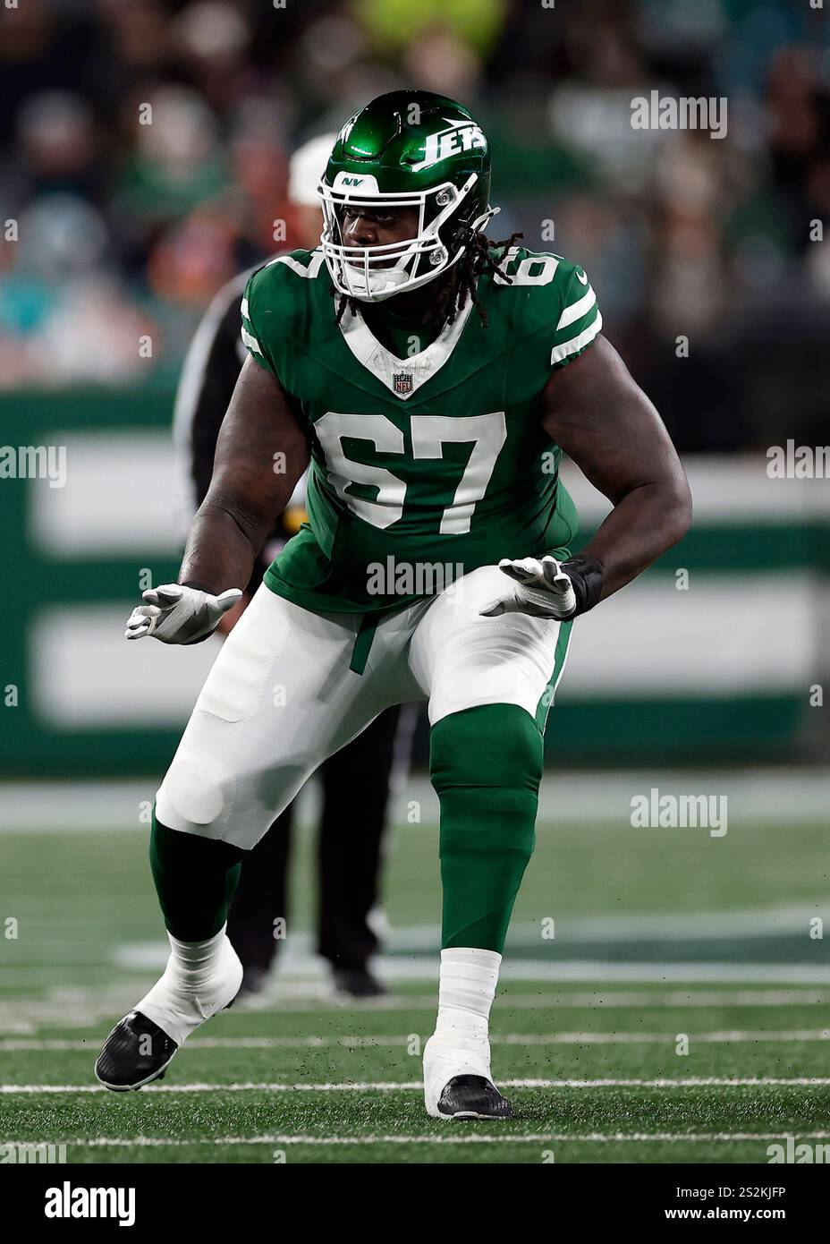 New York Jets offensive tackle Carter Warren (67) blocks during an NFL ...