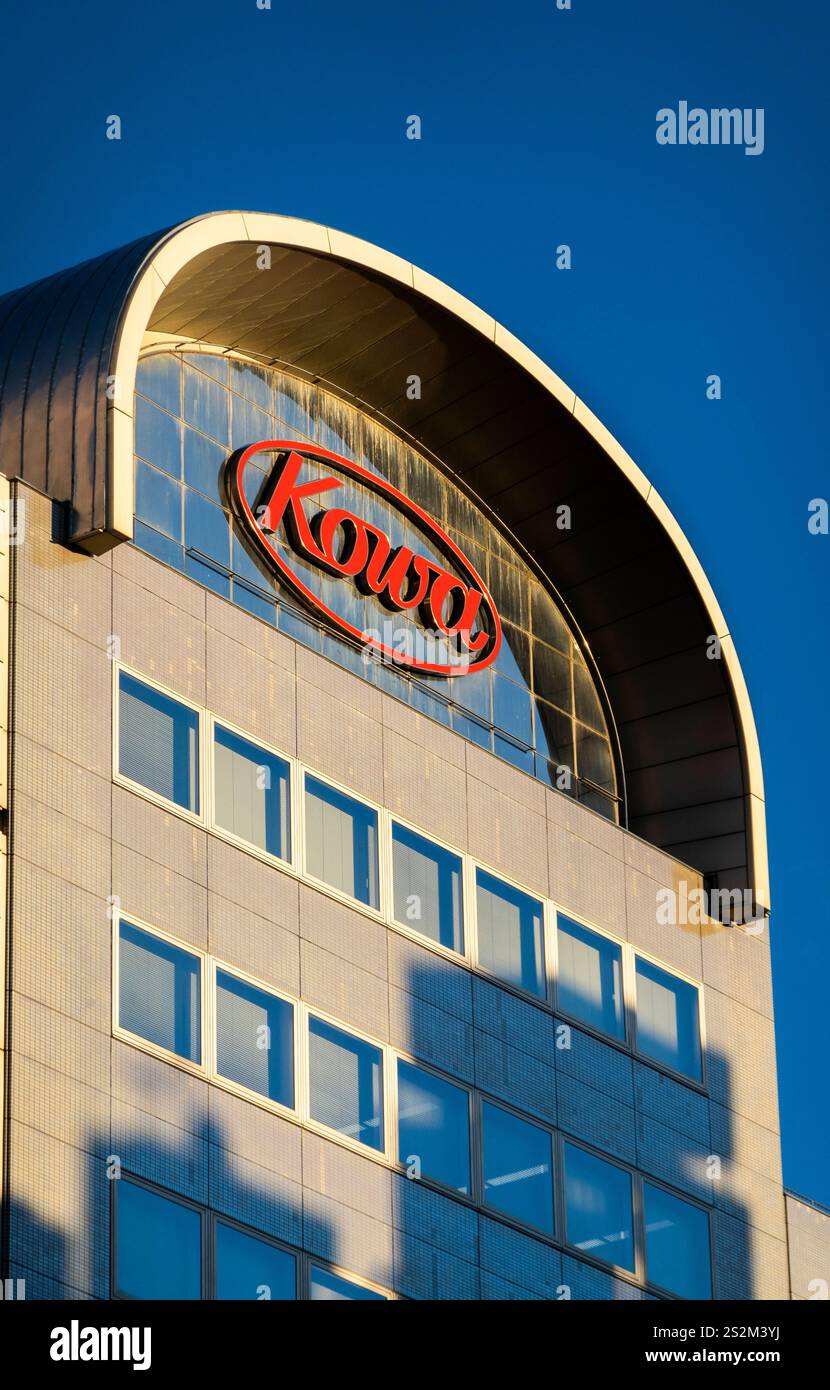 Kowa headquarters building kowa logo sign roof hi-res stock photography ...
