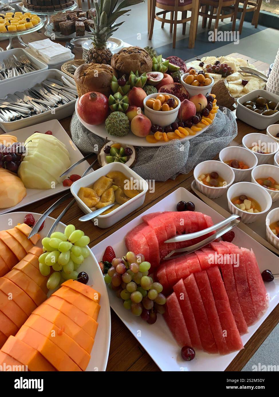 Tropical fruit in buffet hi-res stock photography and images - Alamy
