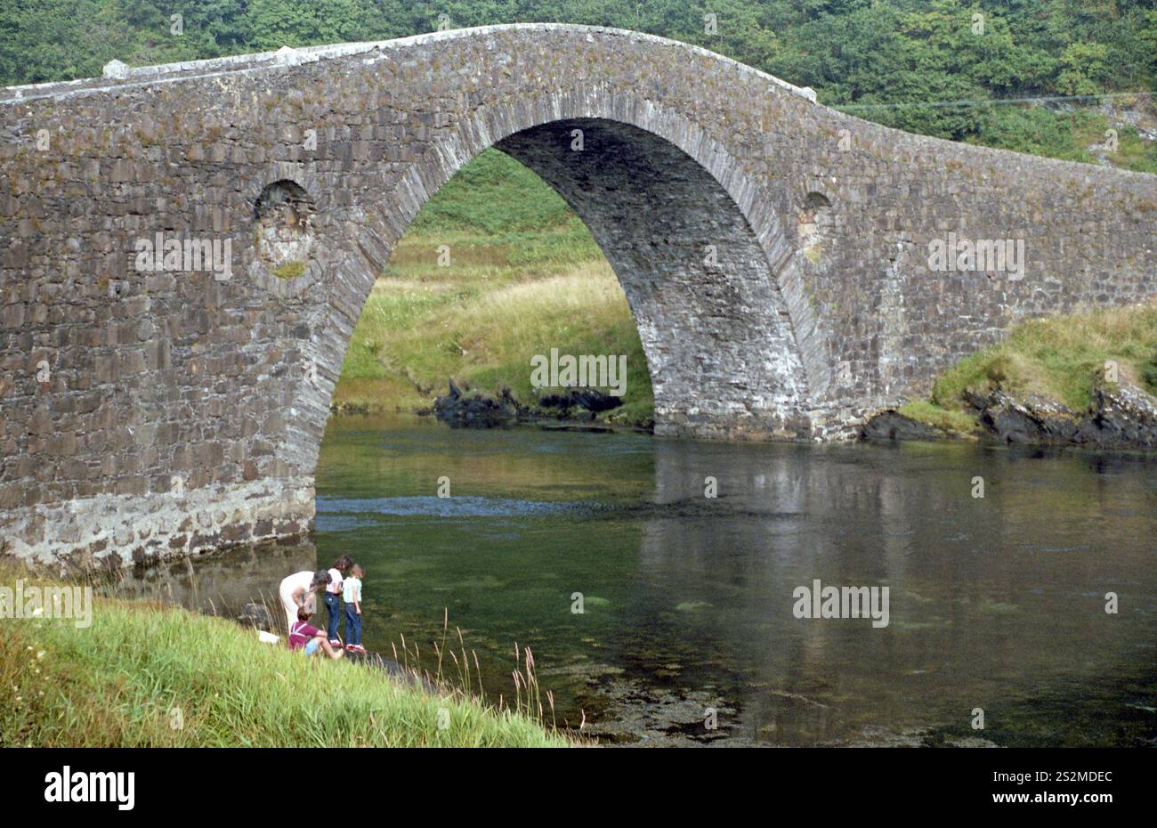Clachan Bridge, Islay, Hebrides, Scotland, 1983 Stock Photo - Alamy