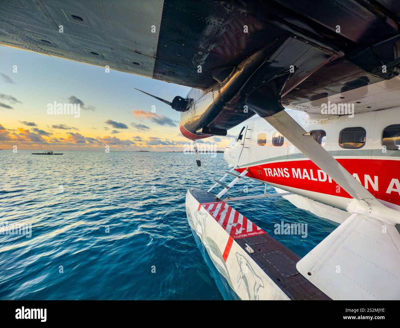 View of the Maldives from seaplane Stock Photo - Alamy