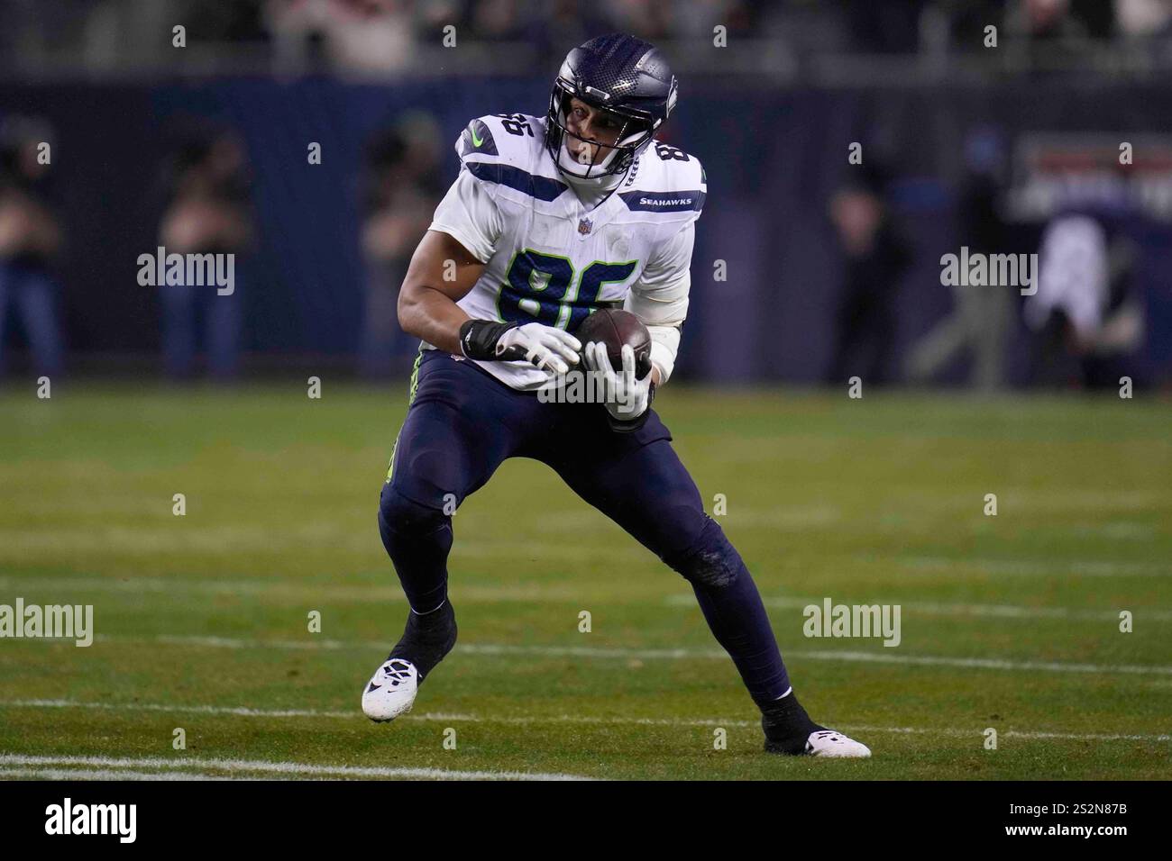 Seattle Seahawks tight end Pharaoh Brown (86) plays during an NFL ...