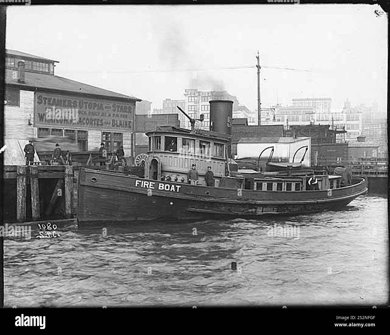 Fireboat Snoqualmie, Seattle, ca 1900 Stock Photo - Alamy
